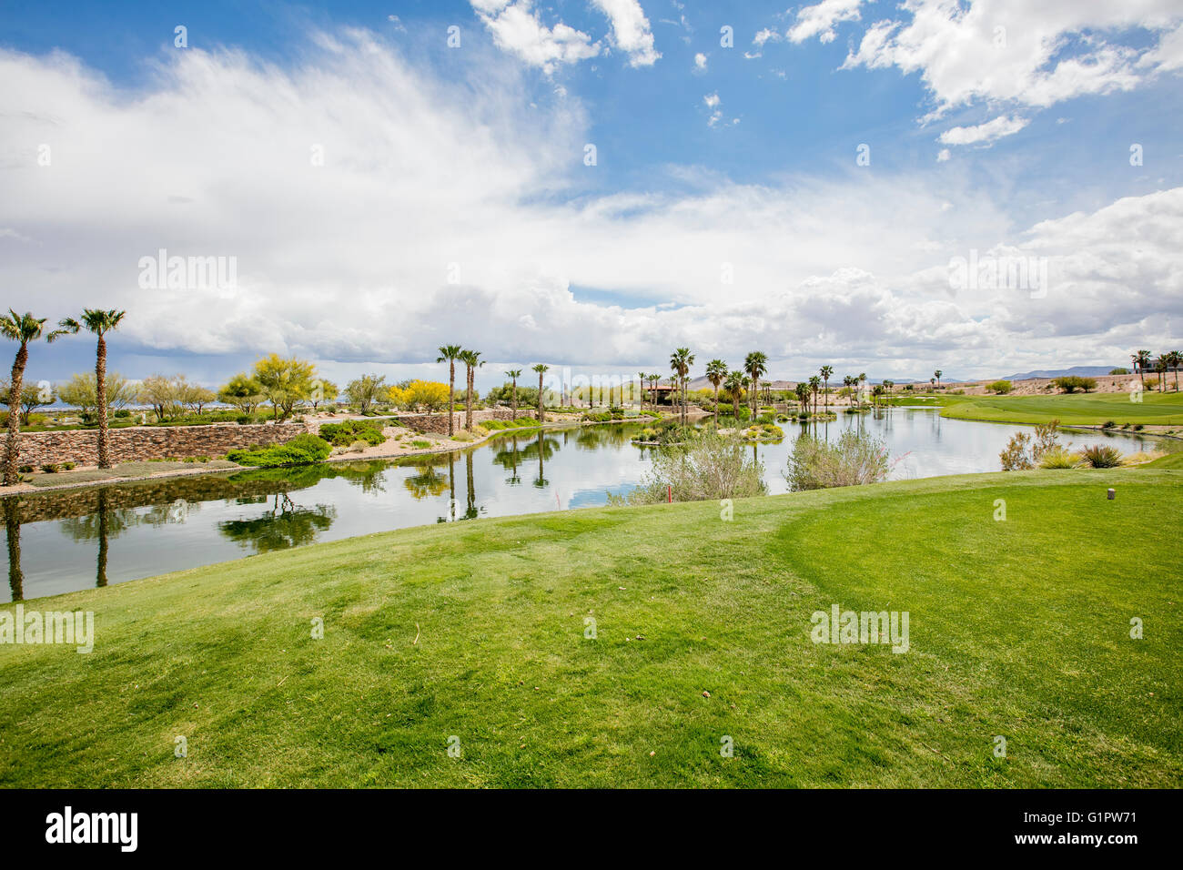 Golf course in the desert Stock Photo - Alamy