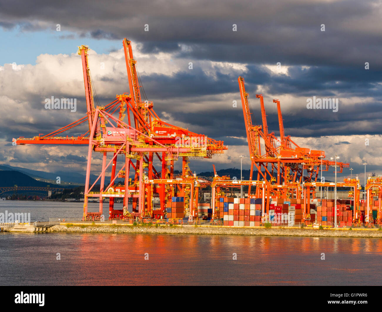 Vancouver centerm terminal hi-res stock photography and images - Alamy
