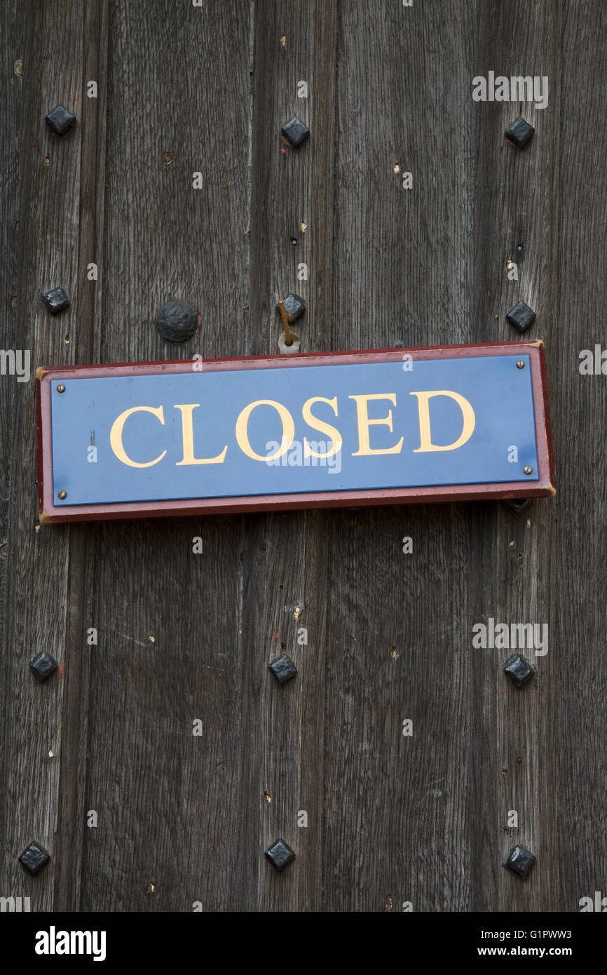 Closed Sign on Wooden Door Stock Photo - Alamy