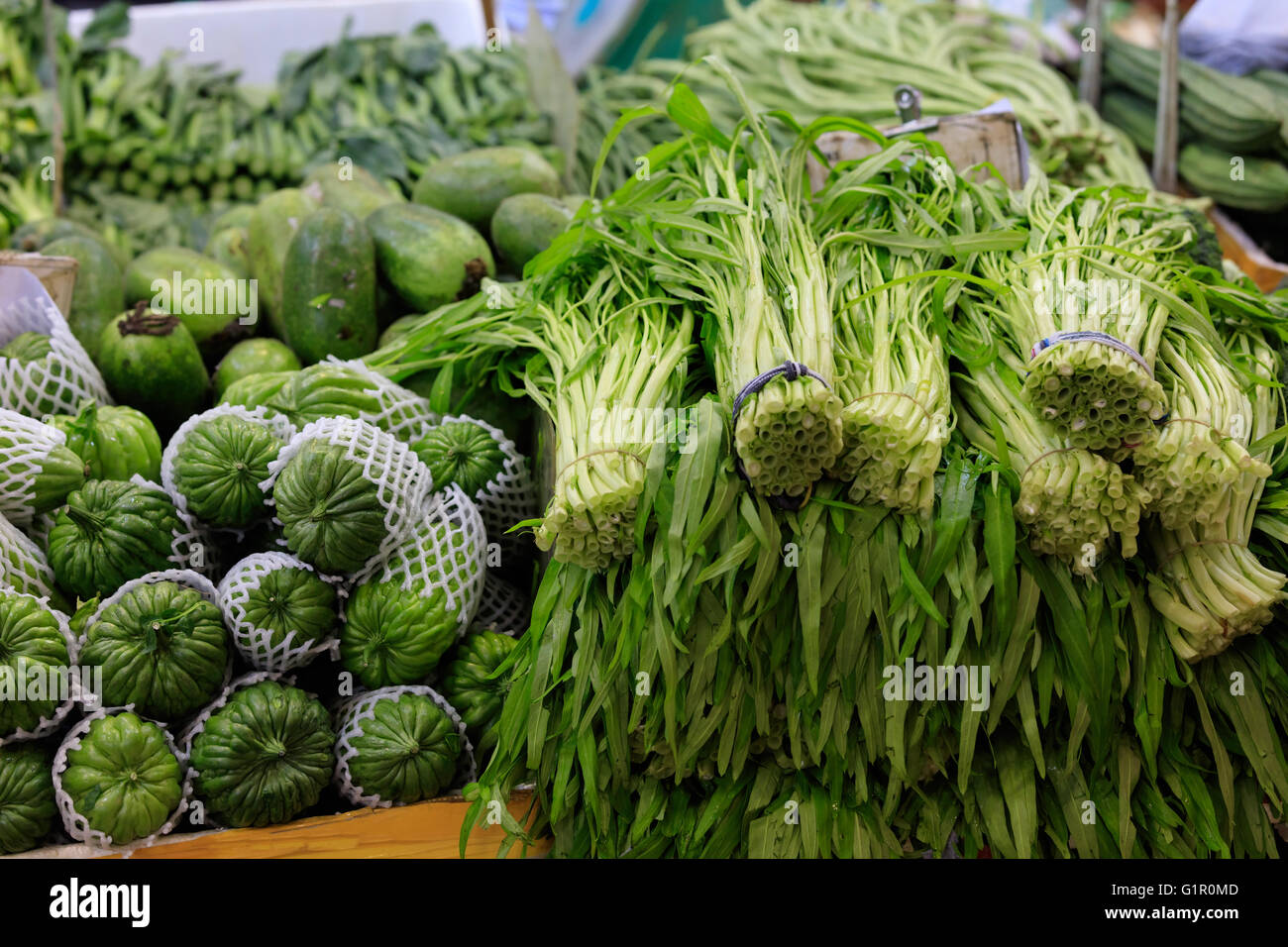 Traditional asian market Stock Photo - Alamy