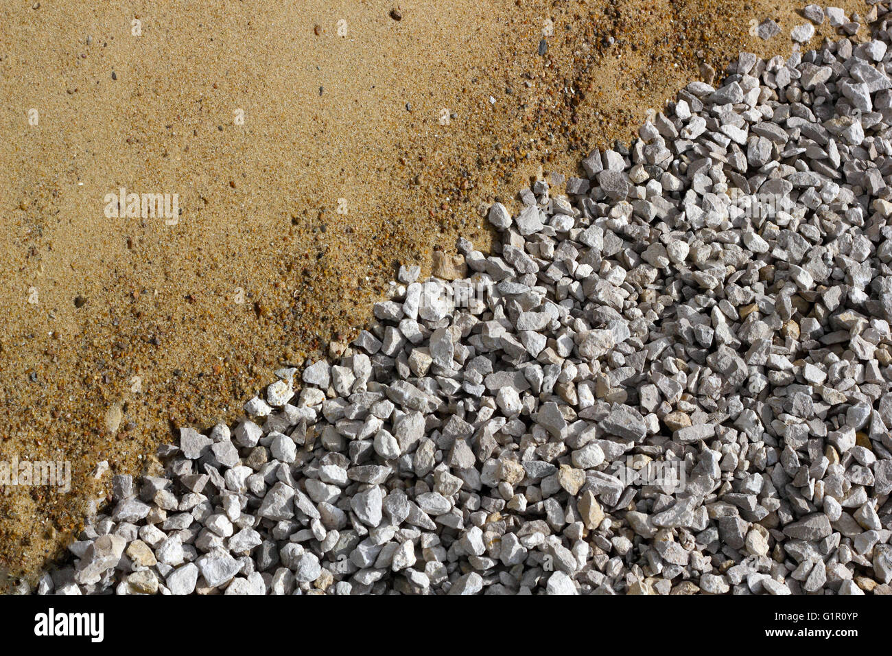 Ballast of broken stone hi-res stock photography and images - Alamy