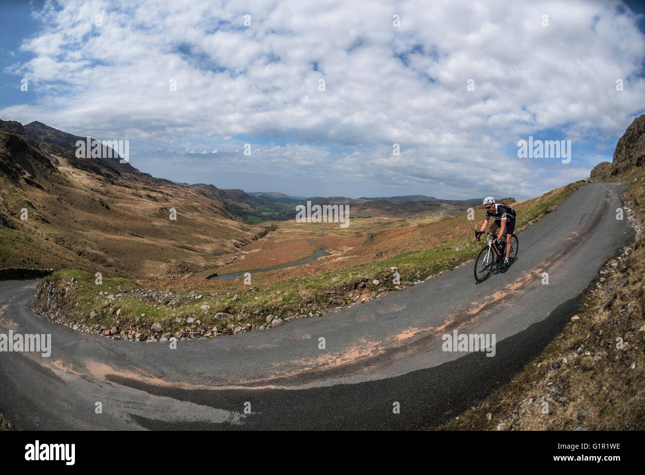 Hardknott pass lake district hi-res stock photography and images - Alamy