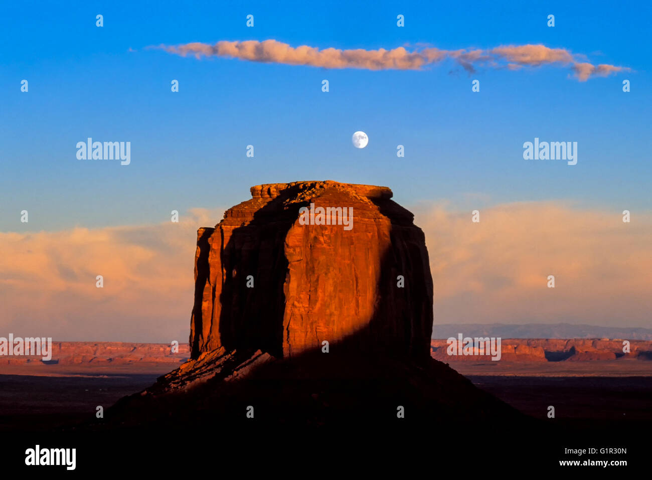 Merrick Butte Monument Valley, Arizona / Utah sunset with moon and ...
