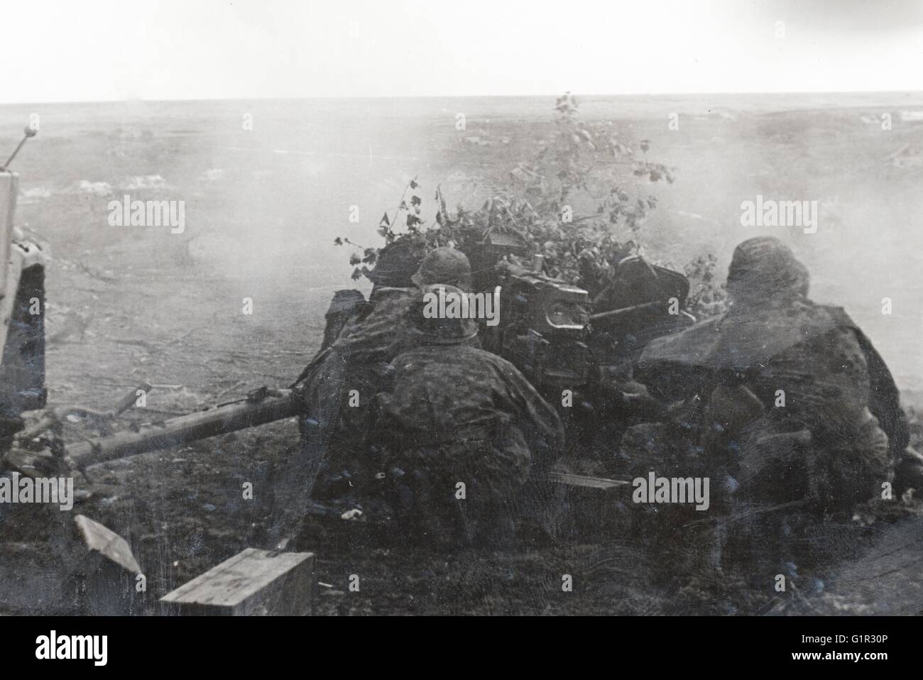 Waffen SS Anti Tank Gun Eastern Front 1943 Stock Photo - Alamy