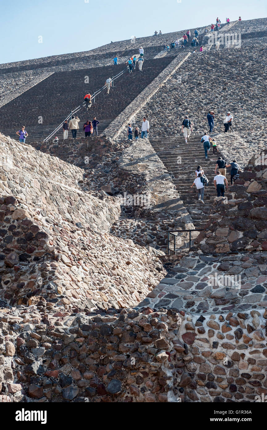 Indian pyramid hi-res stock photography and images - Alamy