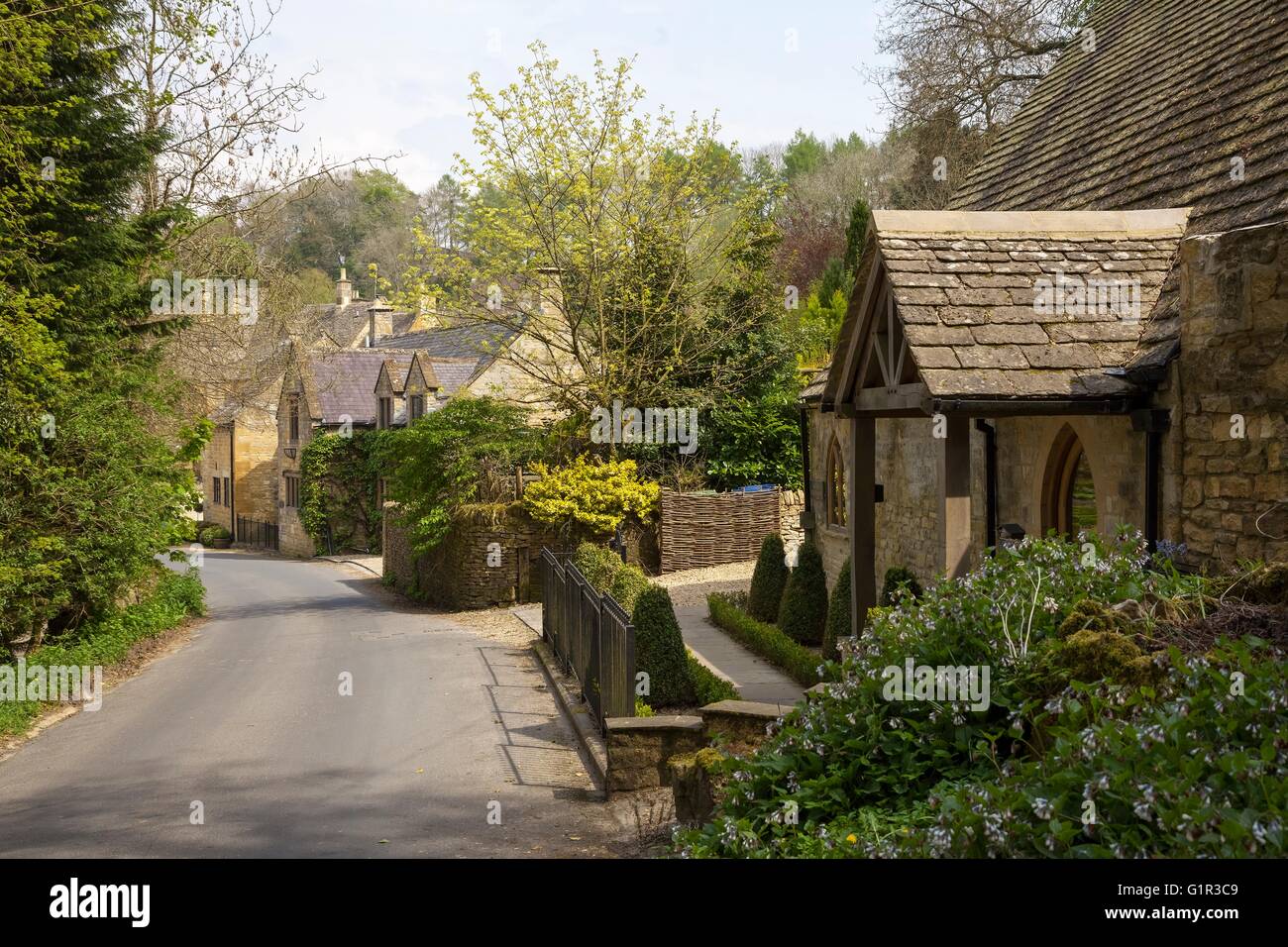 Cotswold cottages at Snowshill, Gloucestershire, England Stock Photo ...
