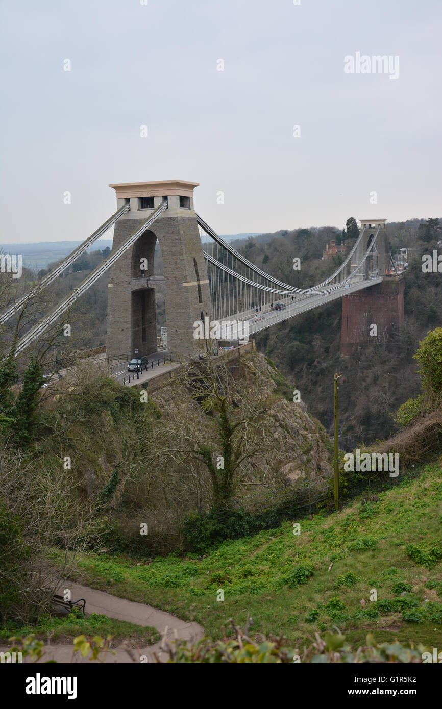 Portrait shot of the Clifton Suspension Bridge Stock Photo - Alamy
