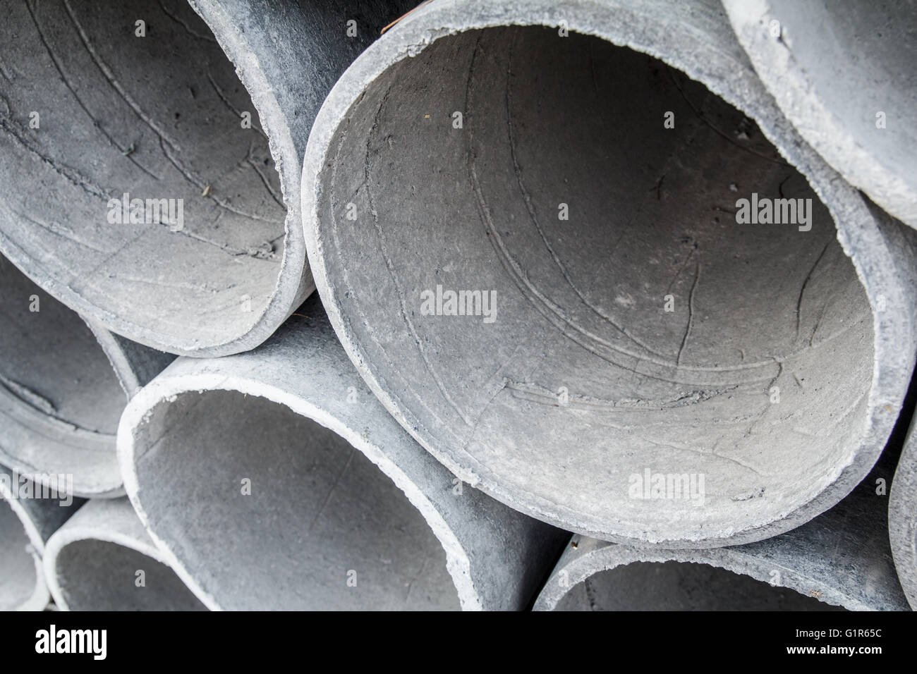 Concreate Pipe, End View Stock Photo - Alamy