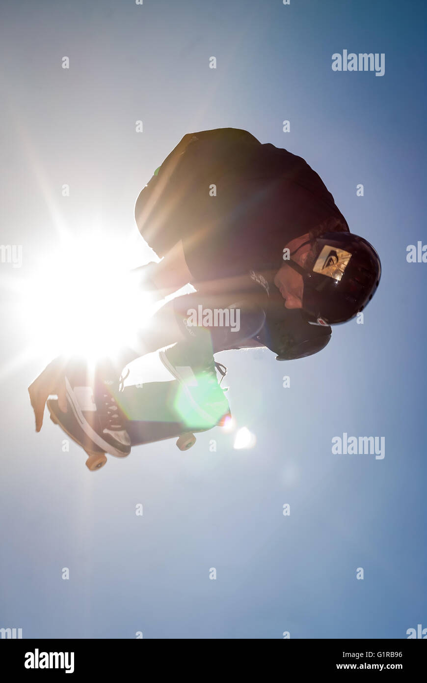 Professional skateboarder tony hawk hi-res stock photography and images ...