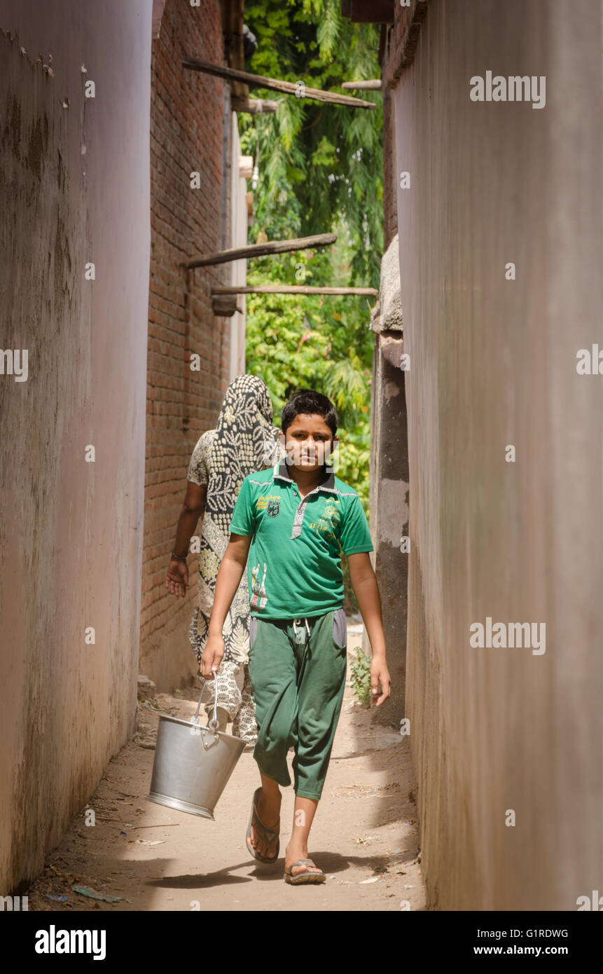 Indian boy hi-res stock photography and images - Alamy