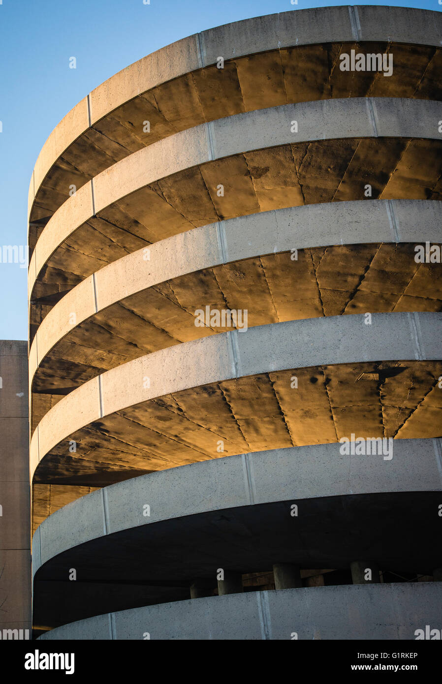 Circular parking hi-res stock photography and images - Alamy