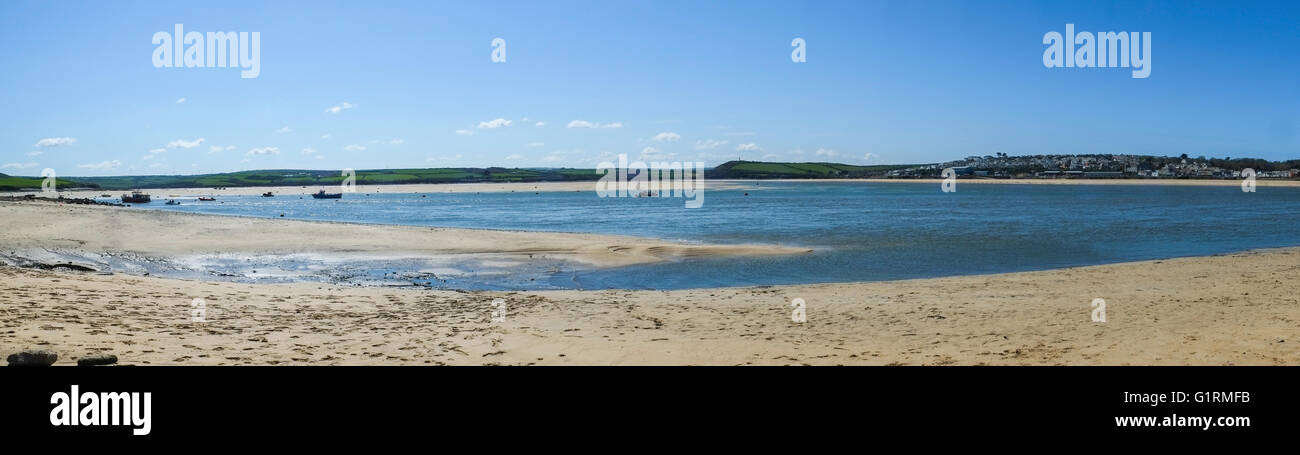 Camel estuary boats hi-res stock photography and images - Alamy