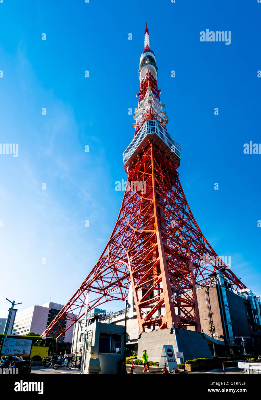 Ugly tower building hi-res stock photography and images - Alamy