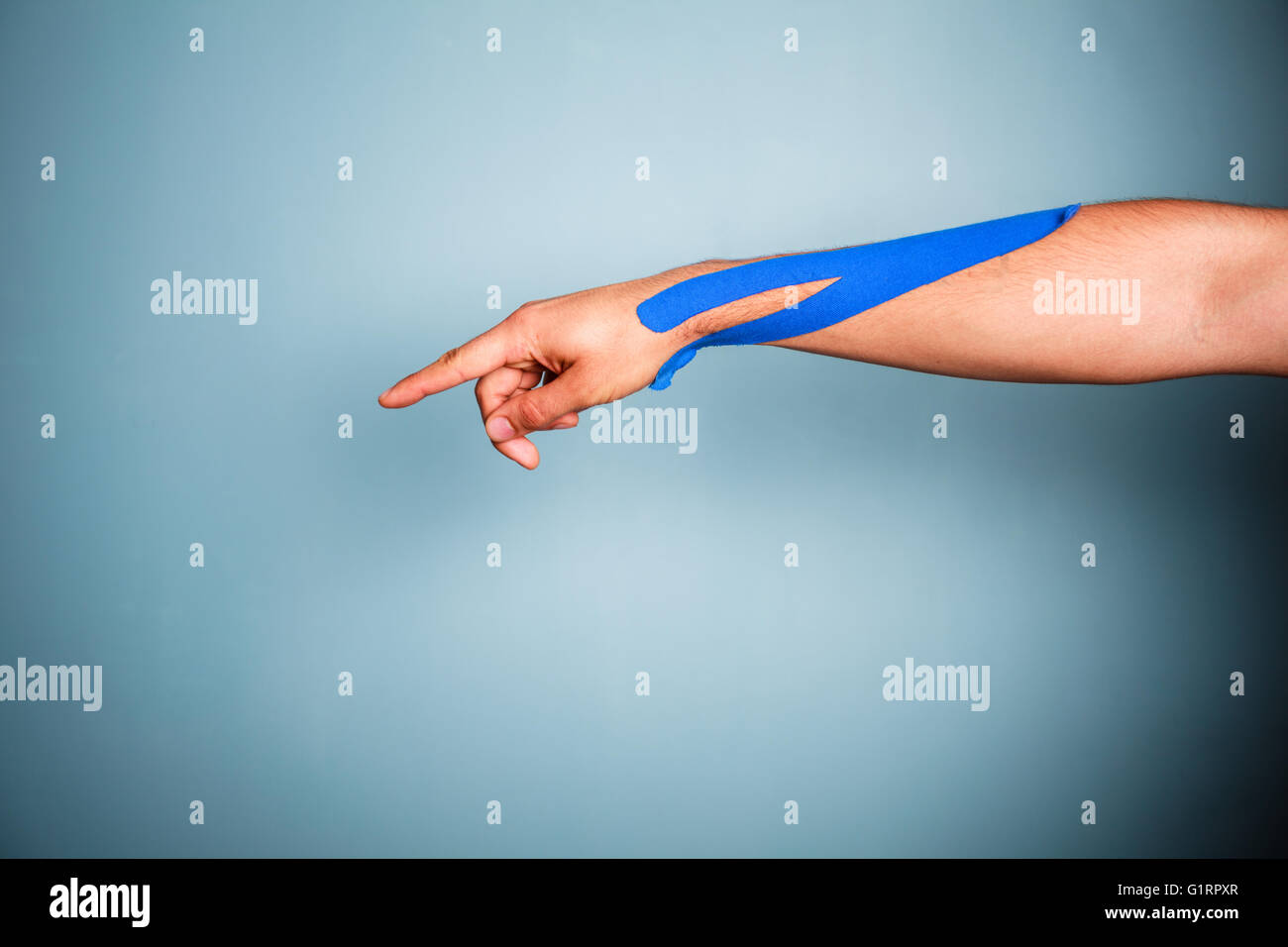 Physiotherapy arm hi-res stock photography and images - Alamy
