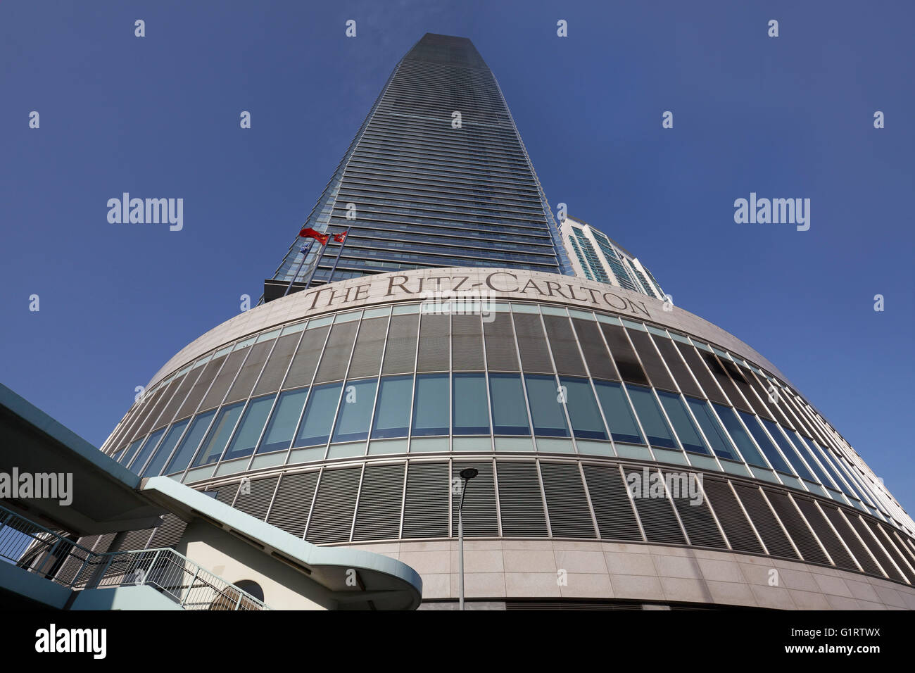 Hotel The Ritz-Carlton in Skyscrapers International Commerce Centre ...