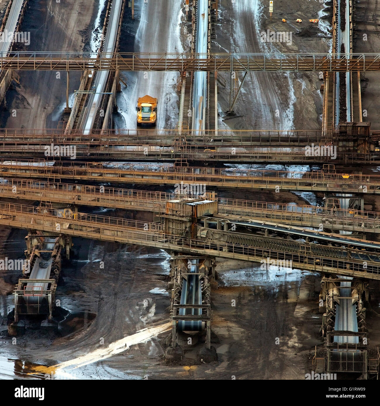 Rwe circle hi-res stock photography and images - Alamy