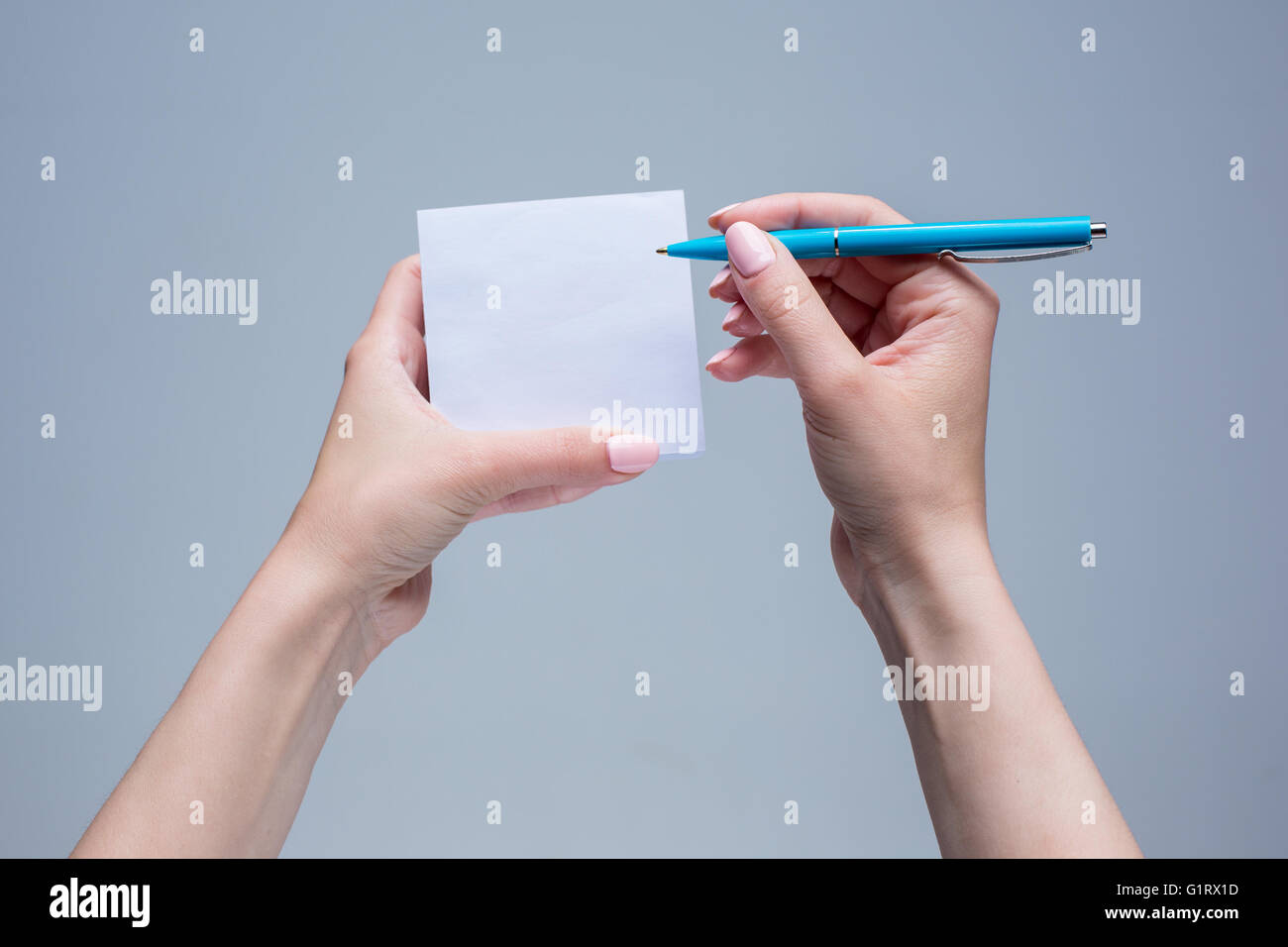 Hands drawing in note book hi-res stock photography and images - Alamy