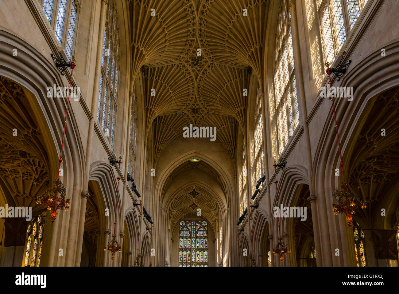 Bath cathedral interior hi-res stock photography and images - Alamy