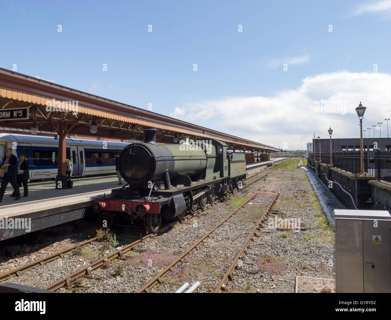 GWR Locomotive No.2885 at Birmingham Moor Street Station -1 Stock Photo ...