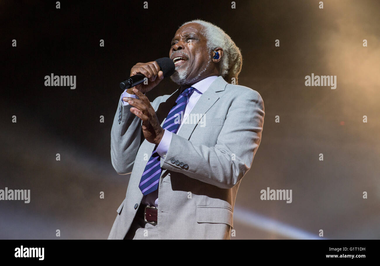 Billy Ocean performing at the O2 Academy Bournemouth Stock Photo - Alamy