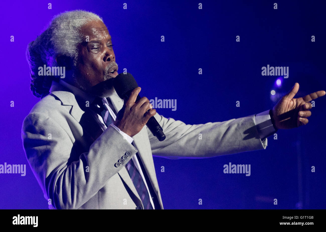 Billy Ocean performing at the O2 Academy Bournemouth Stock Photo - Alamy
