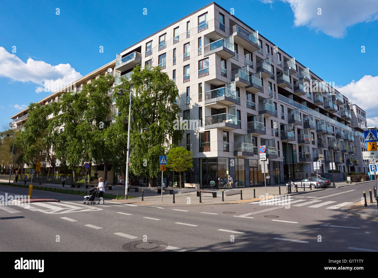 Modern house exterior poland hi-res stock photography and images - Alamy