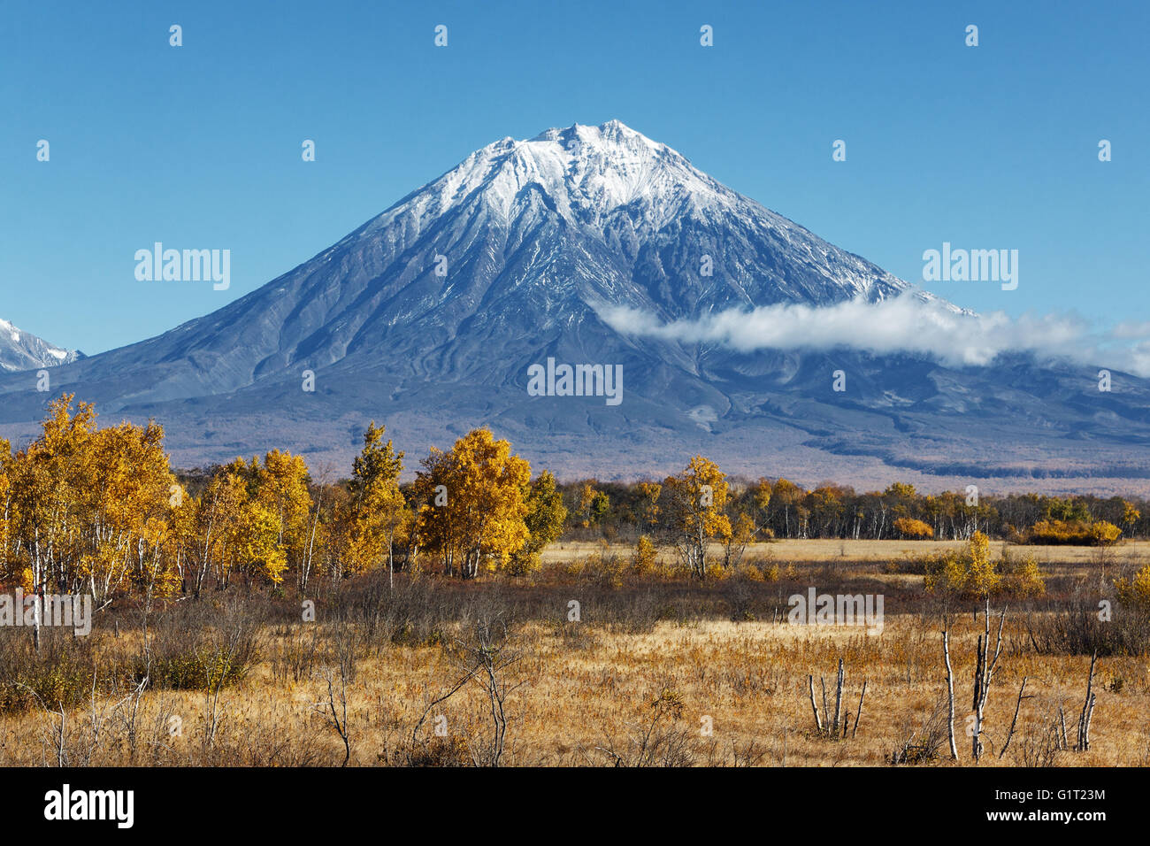 Kamchatka Peninsula landscape: beautiful autumn view of the active ...