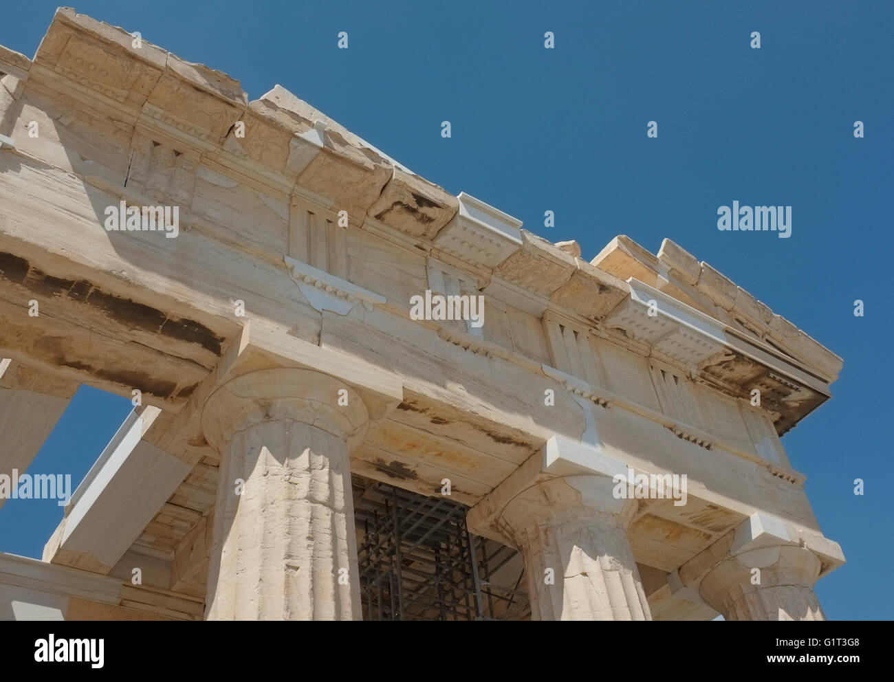 a detail of roof of parthenon, athens , greece Stock Photo - Alamy