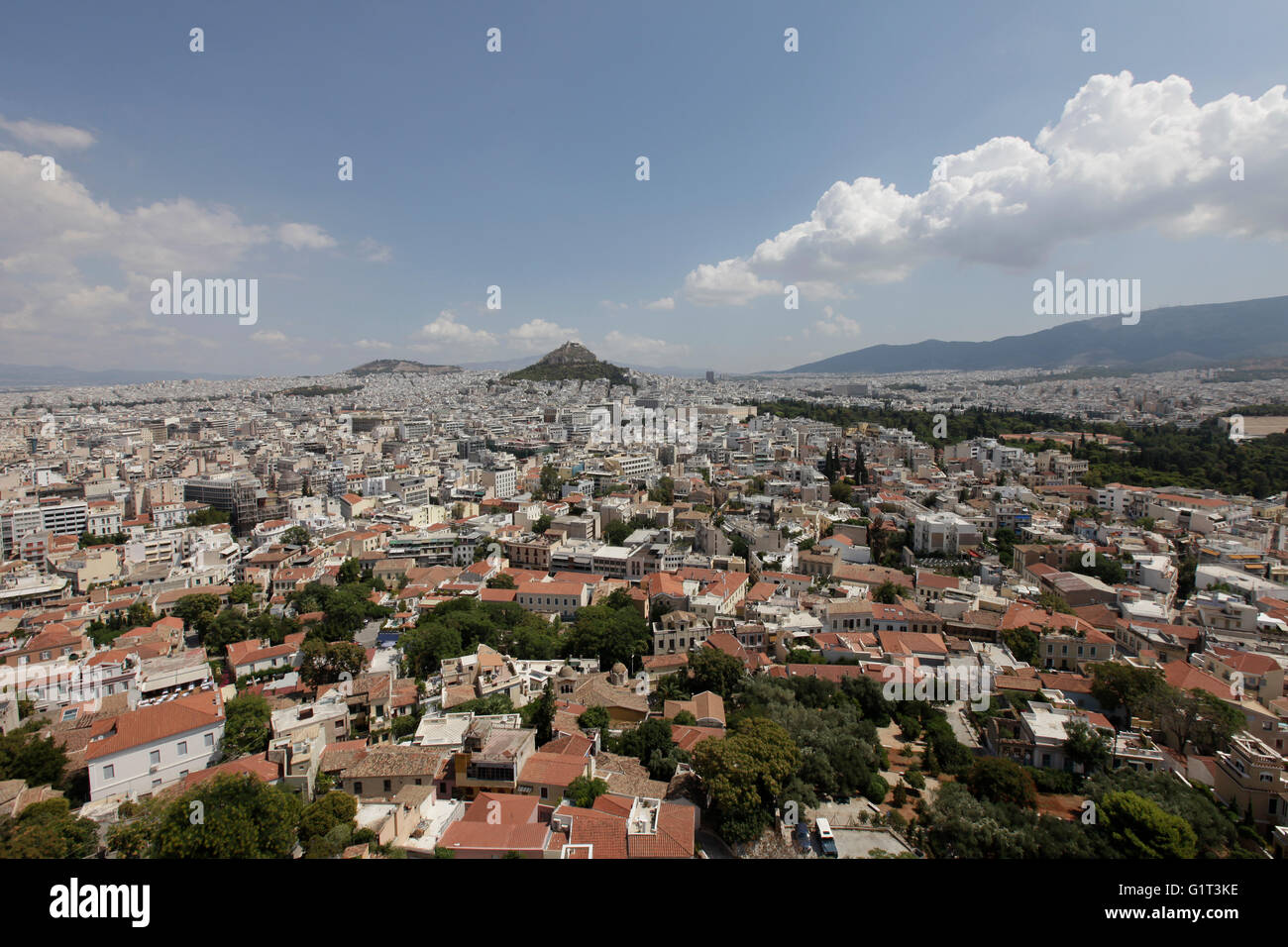 Greek city scape hi-res stock photography and images - Alamy