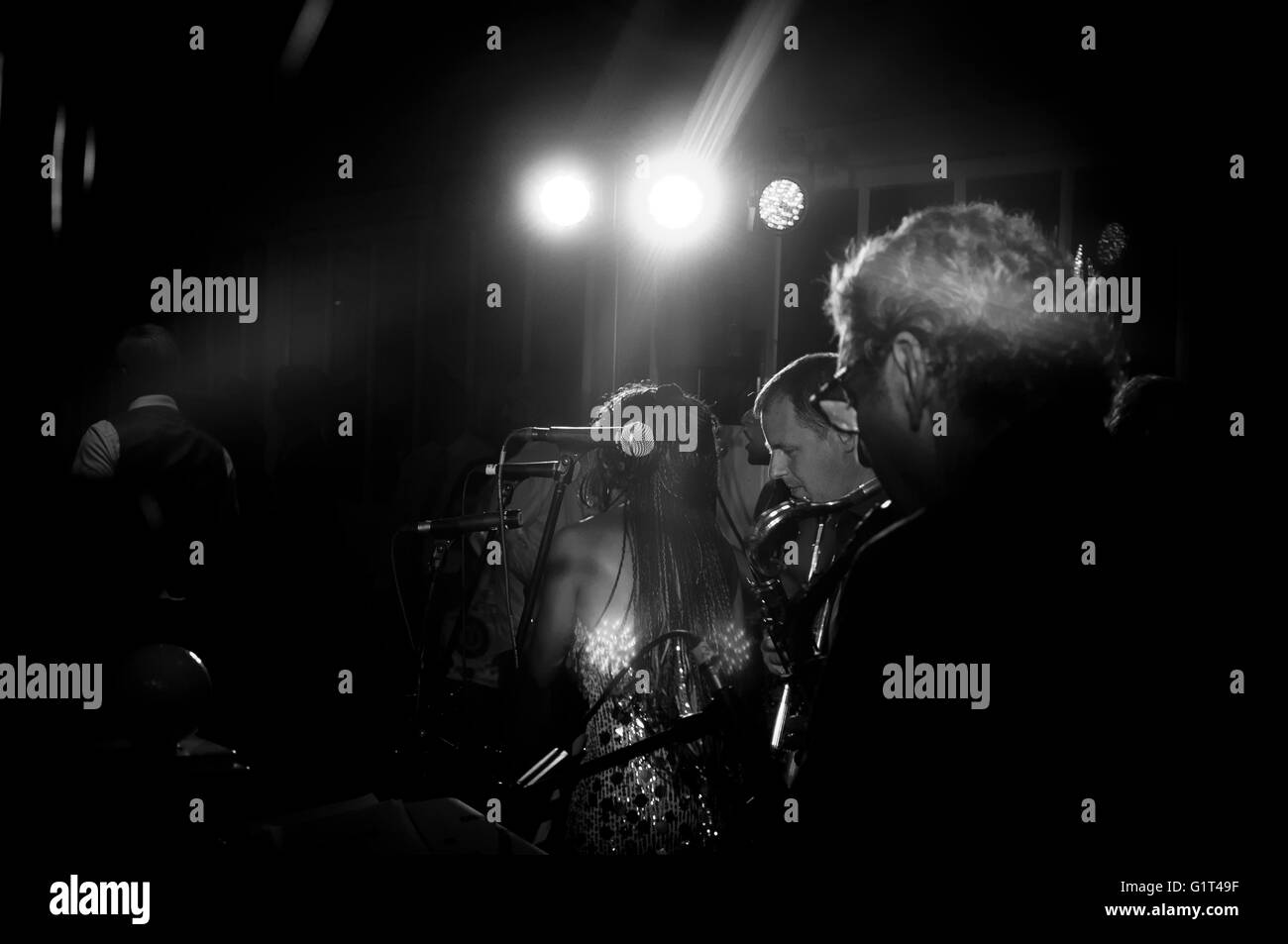 Horizontal band Black and White Stock Photos & Images - Alamy
