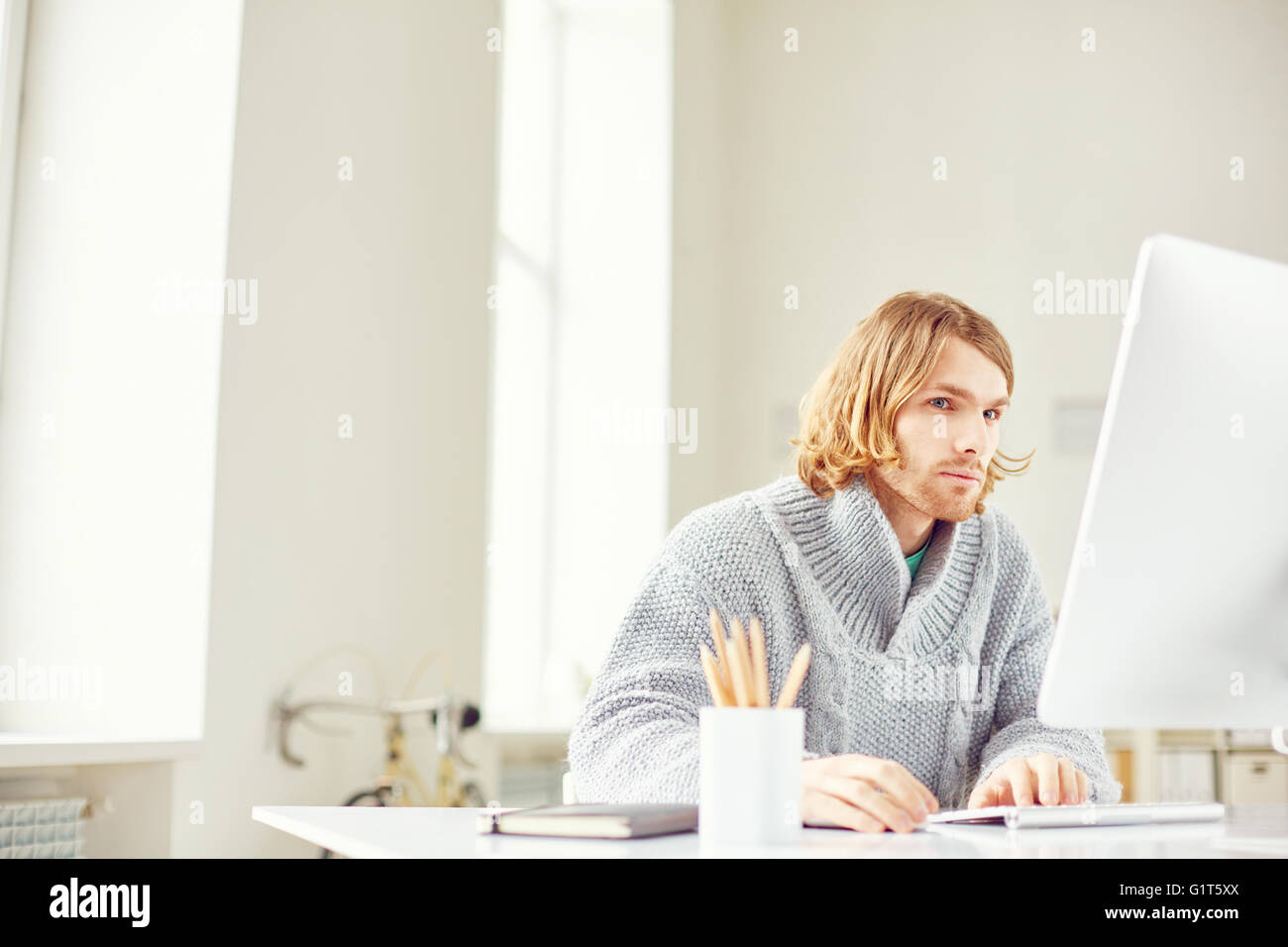 Worker designer hi-res stock photography and images - Alamy