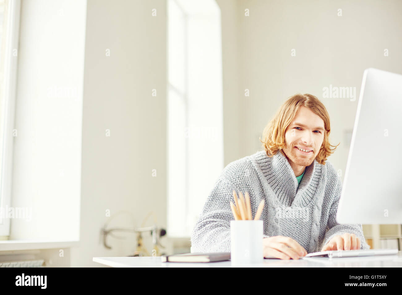 Handsome casual office worker Stock Photo - Alamy