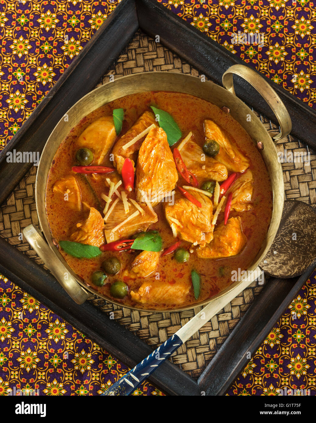 Traditional street food thailand food hi-res stock photography and ...