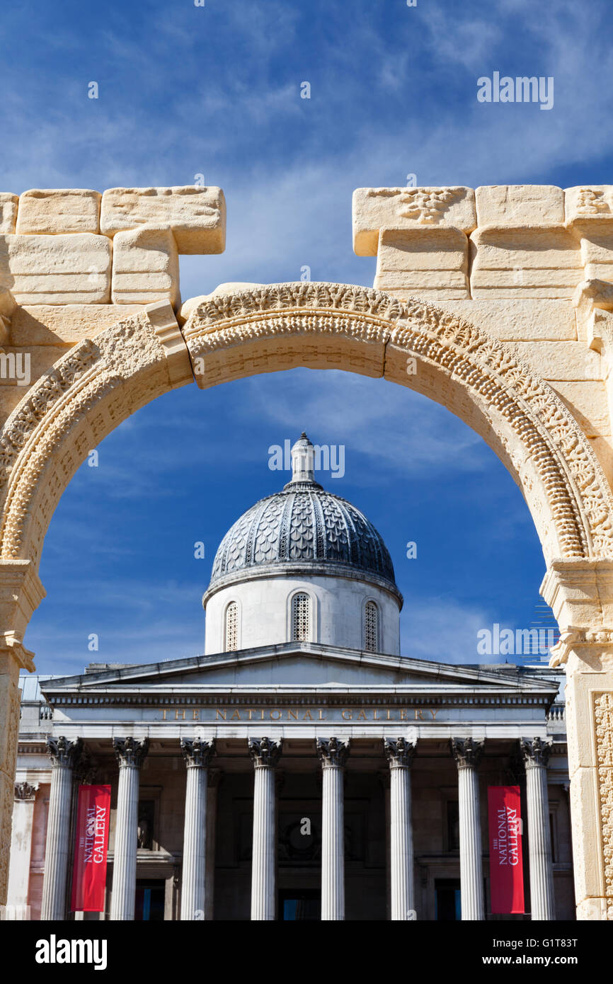 A 3D digitally printed replica of the Syrian Palmyra Arch of Triumph ...