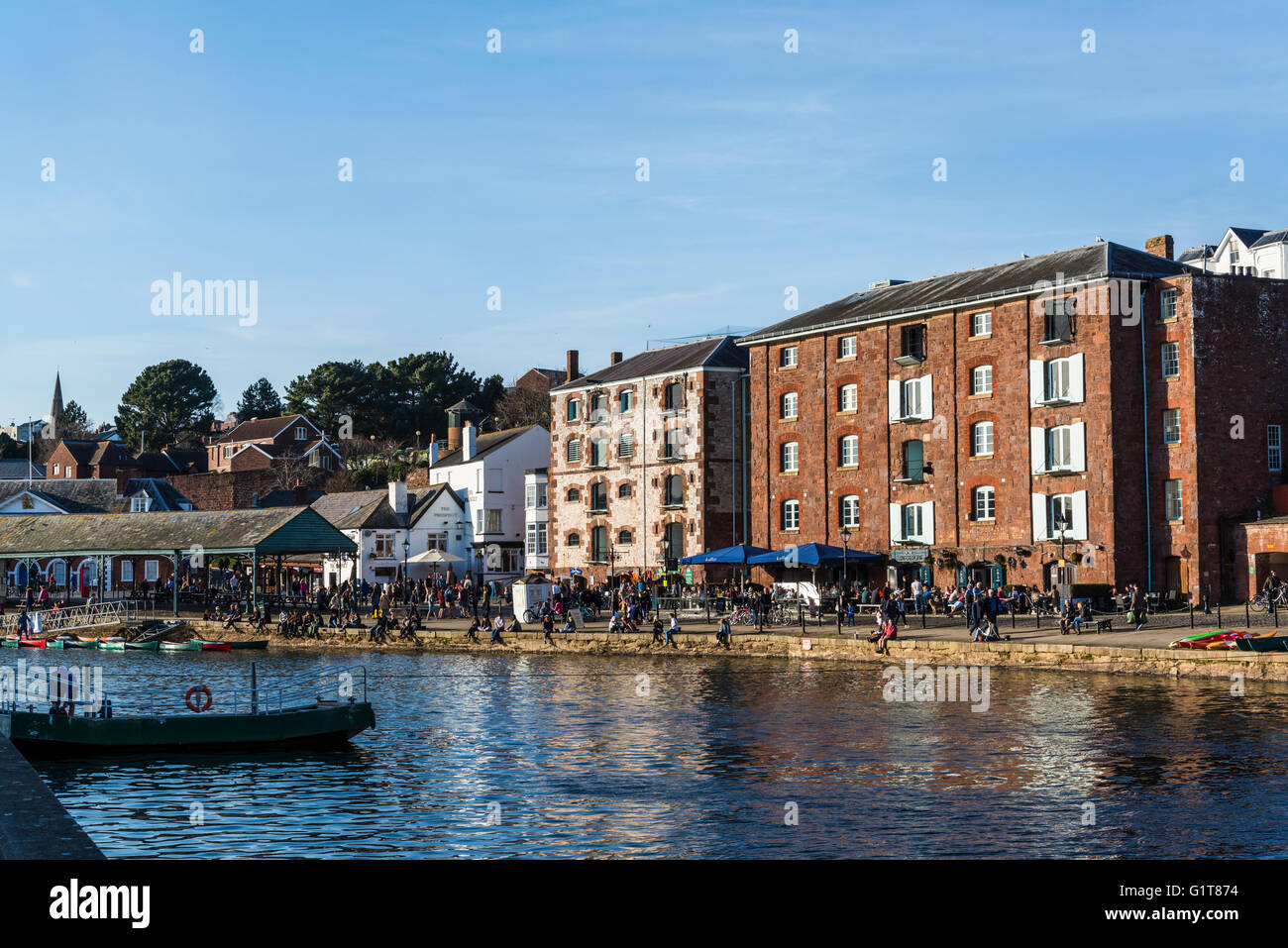 Historic quayside hi-res stock photography and images - Alamy