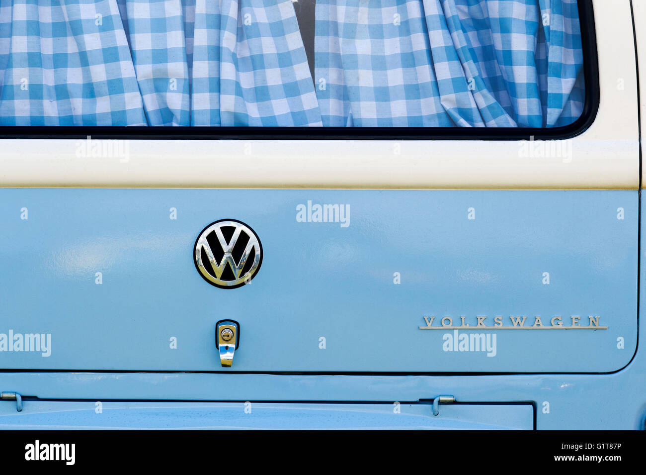 Rear window bus hi-res stock photography and images - Alamy