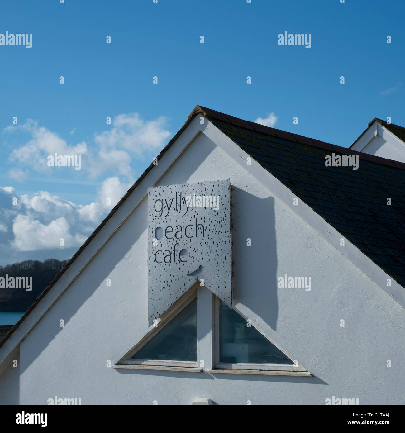 Gylly Beach Cafe, Gyllyngvase Beach, Falmouth, Cornwall Stock Photo - Alamy