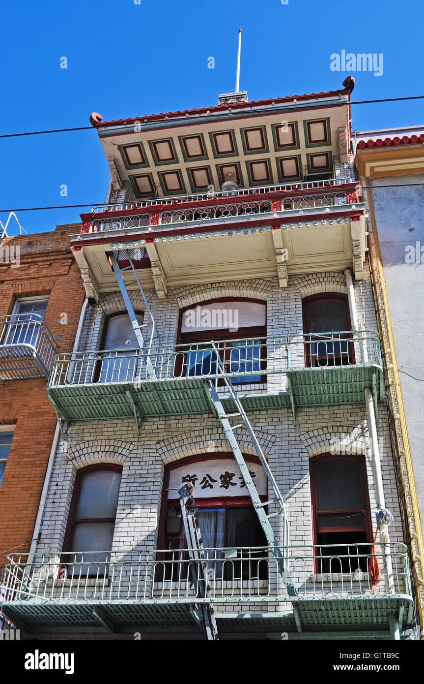 San Francisco: skyline with the oriental buildings of Chinatown, the ...