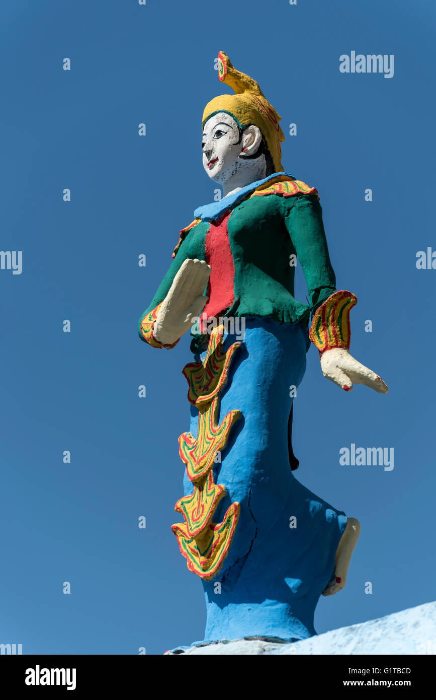 Colourful statue at Bayint Nyi (Bayin Gyi Gu or Begyinni) cave temple ...