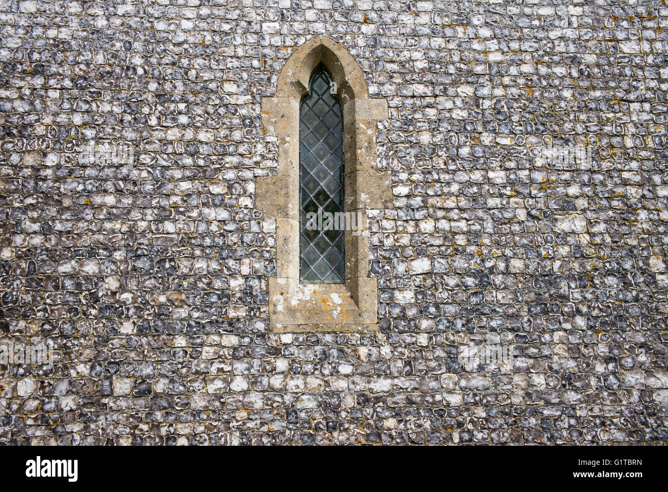 Vernacular architecture using flint stone for the walls and quarry ...