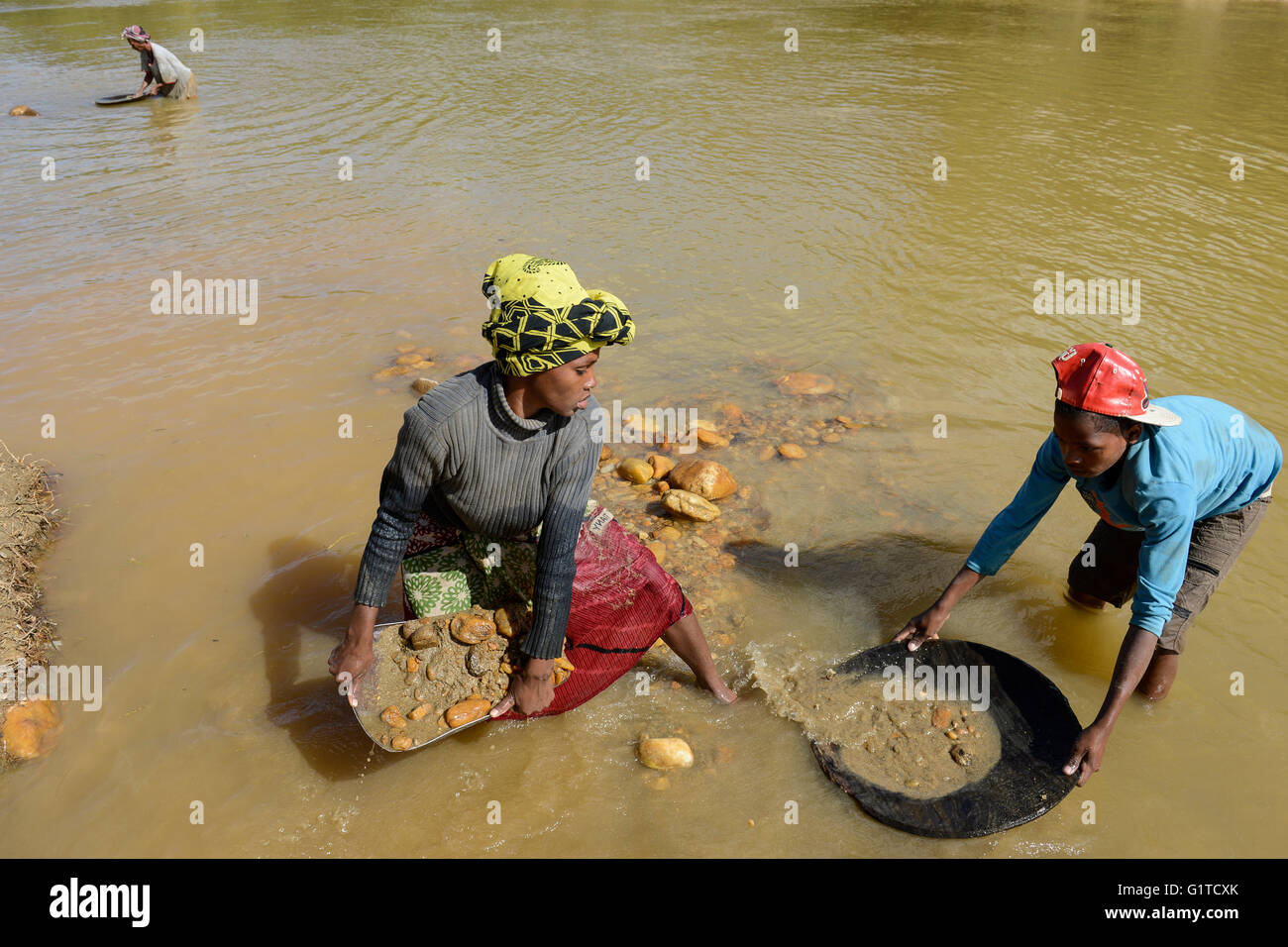 Child labour madagascar hi-res stock photography and images - Alamy
