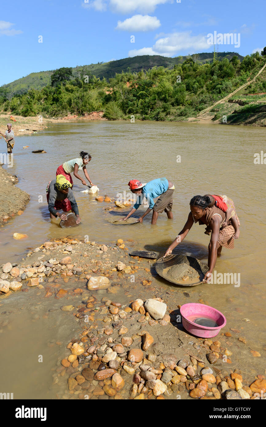 MADAGASCAR, region Manajary, town Vohilava, small scale gold mining ...