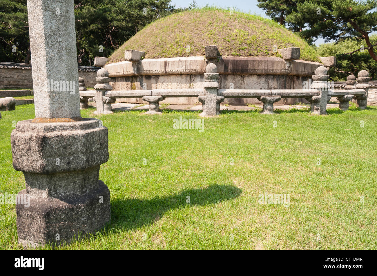 Tomb of King Sejong the Great, Royal Tombs of the Joseon Dynasty, 1392 ...