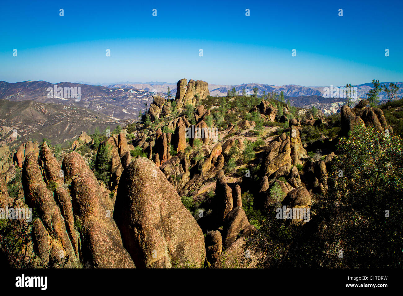 Pinnacles national park california hi-res stock photography and images ...