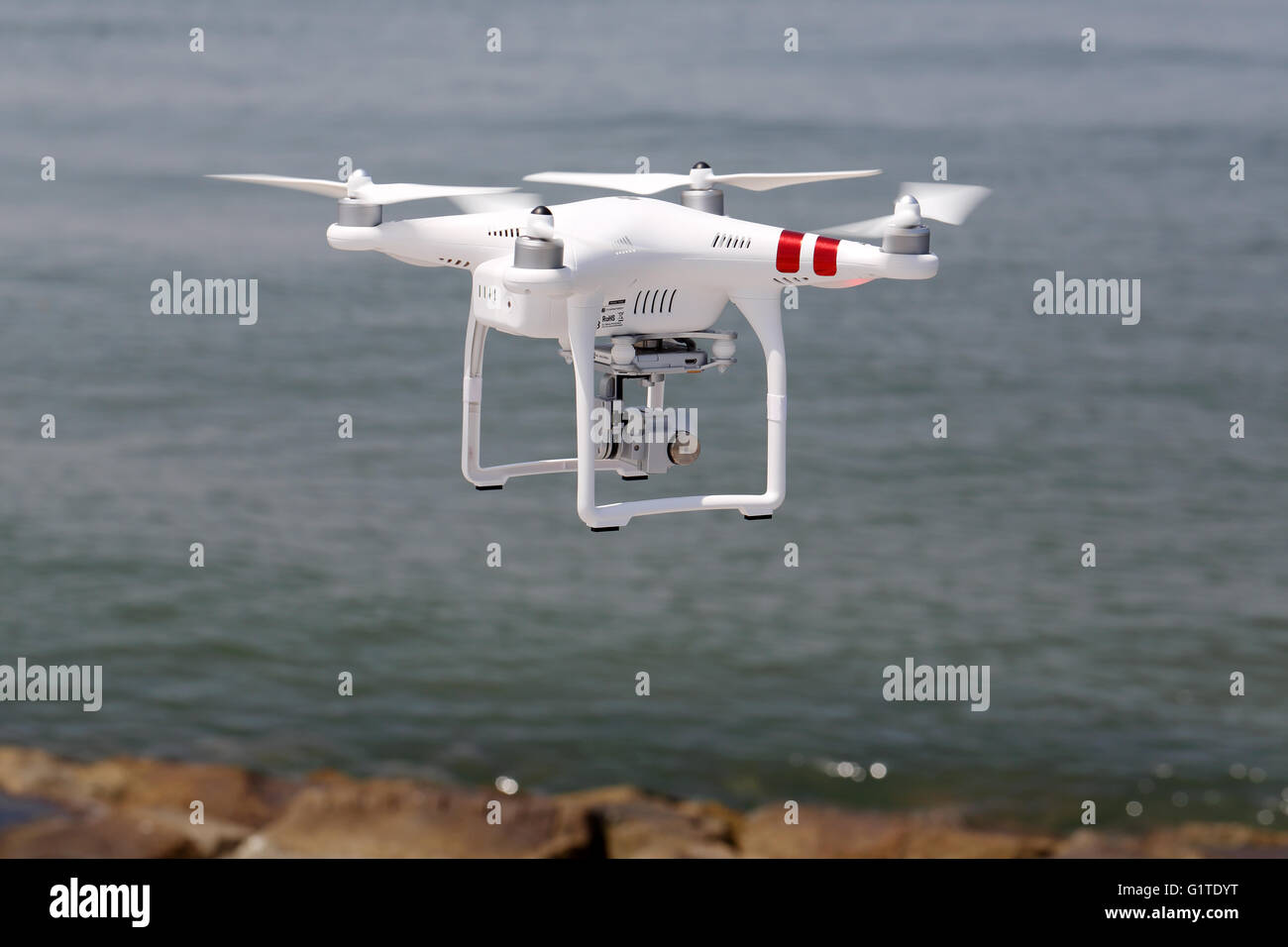 Quad copter hi-res stock photography and images - Alamy