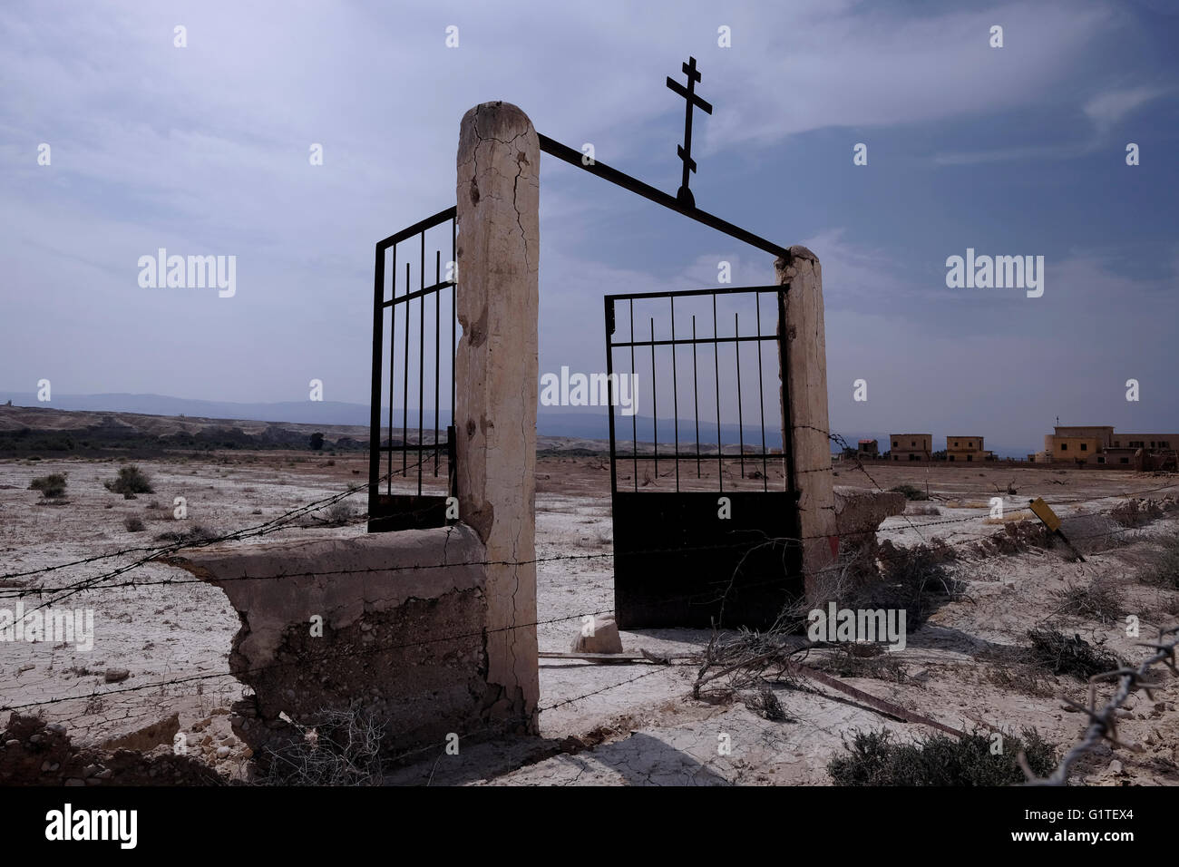 Slanted cross bar hi-res stock photography and images - Alamy