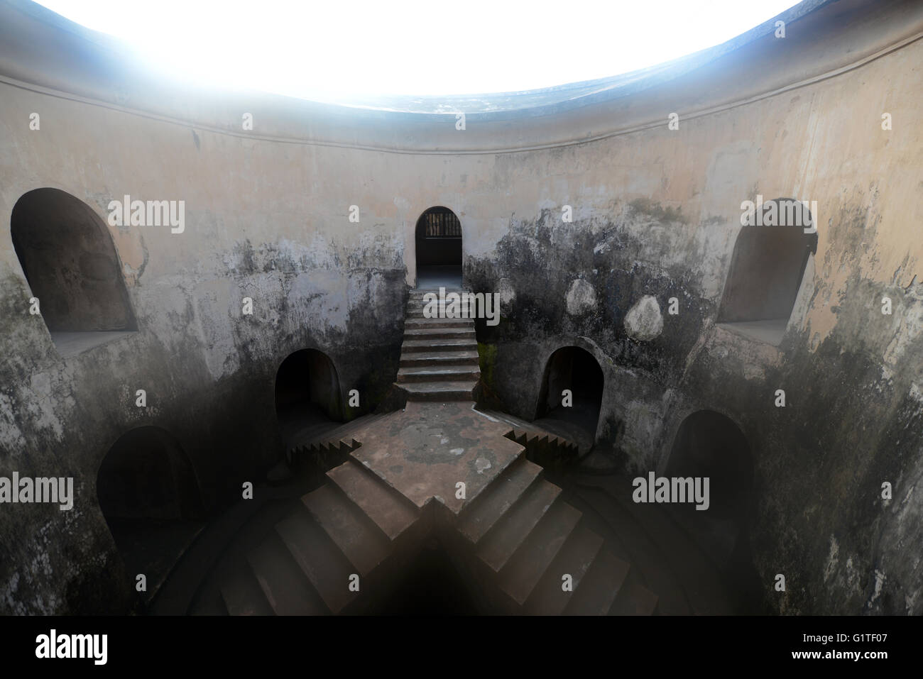 The underground mosque in Taman Sari, Yogyakarta Stock Photo - Alamy