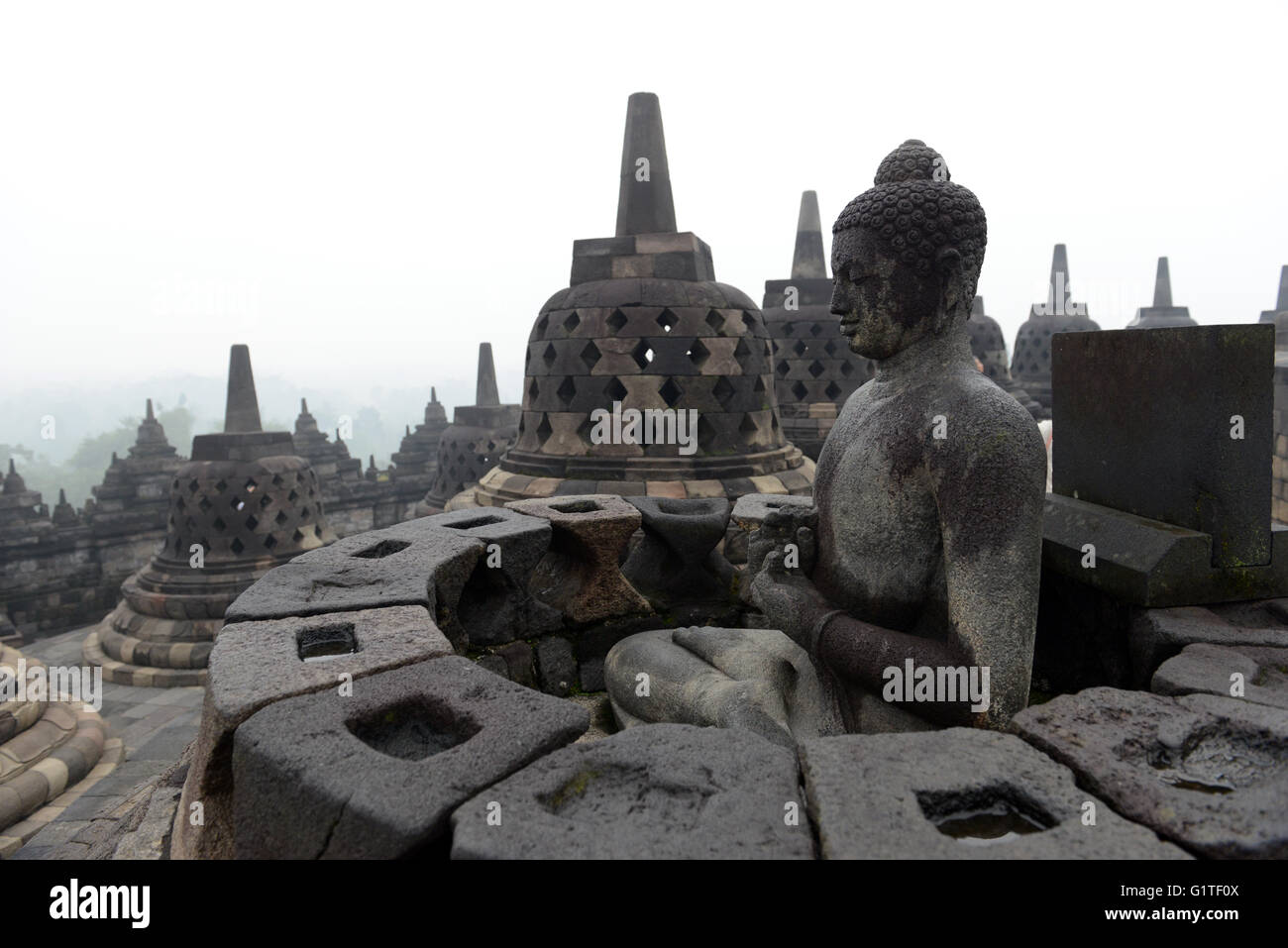 The magnificent Borobudur Buddhist temple in central Java Stock Photo ...