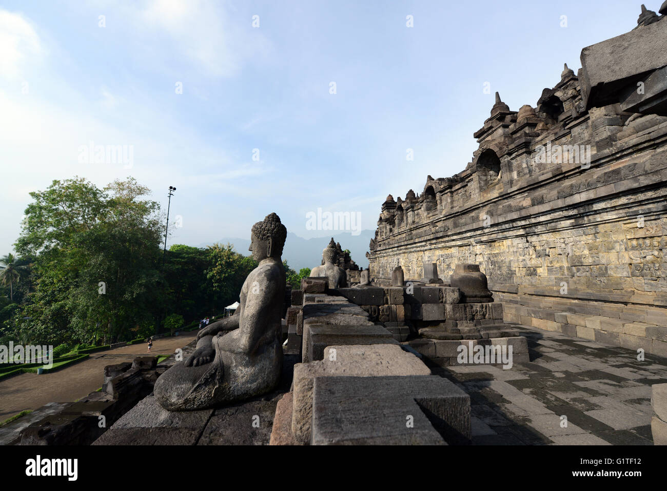 The magnificent Borobudur Buddhist temple in central Java Stock Photo ...