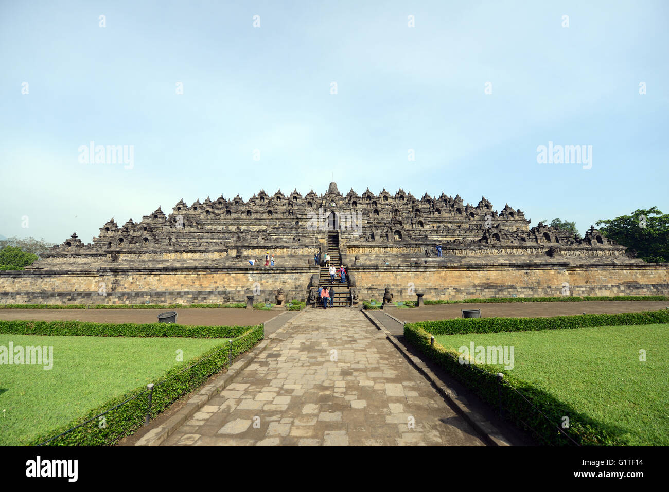 The magnificent Borobudur Buddhist temple in central Java Stock Photo ...